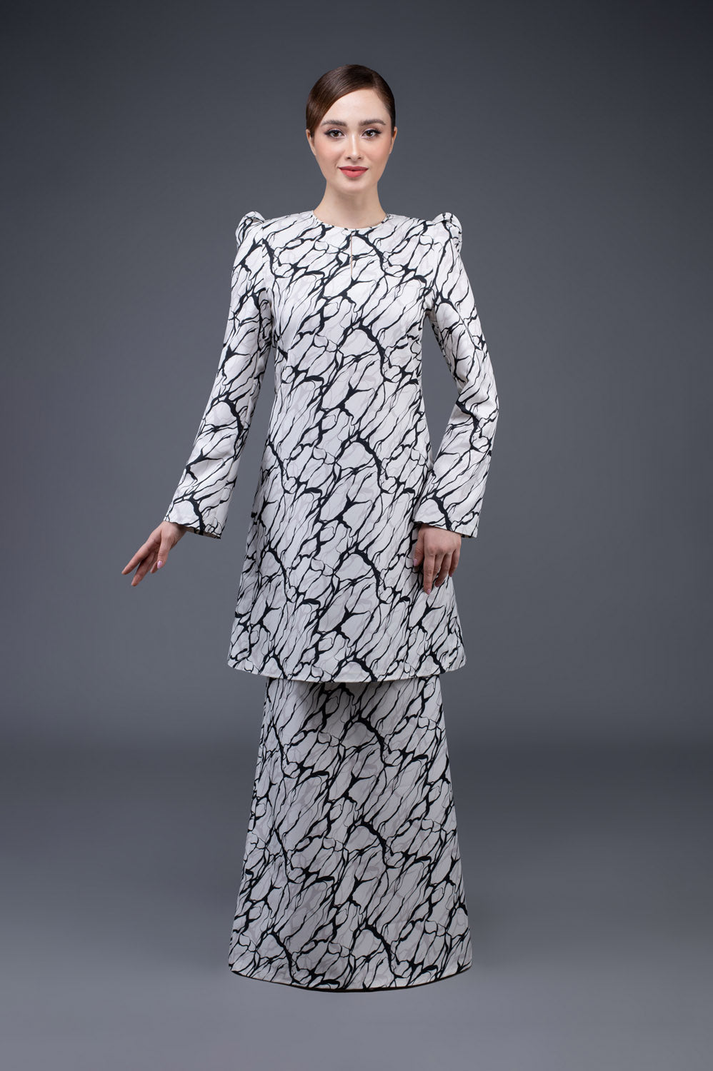 RR by Rizman Ruzaini - Malaysia's Renowned Fashion Designer RTW Line ...