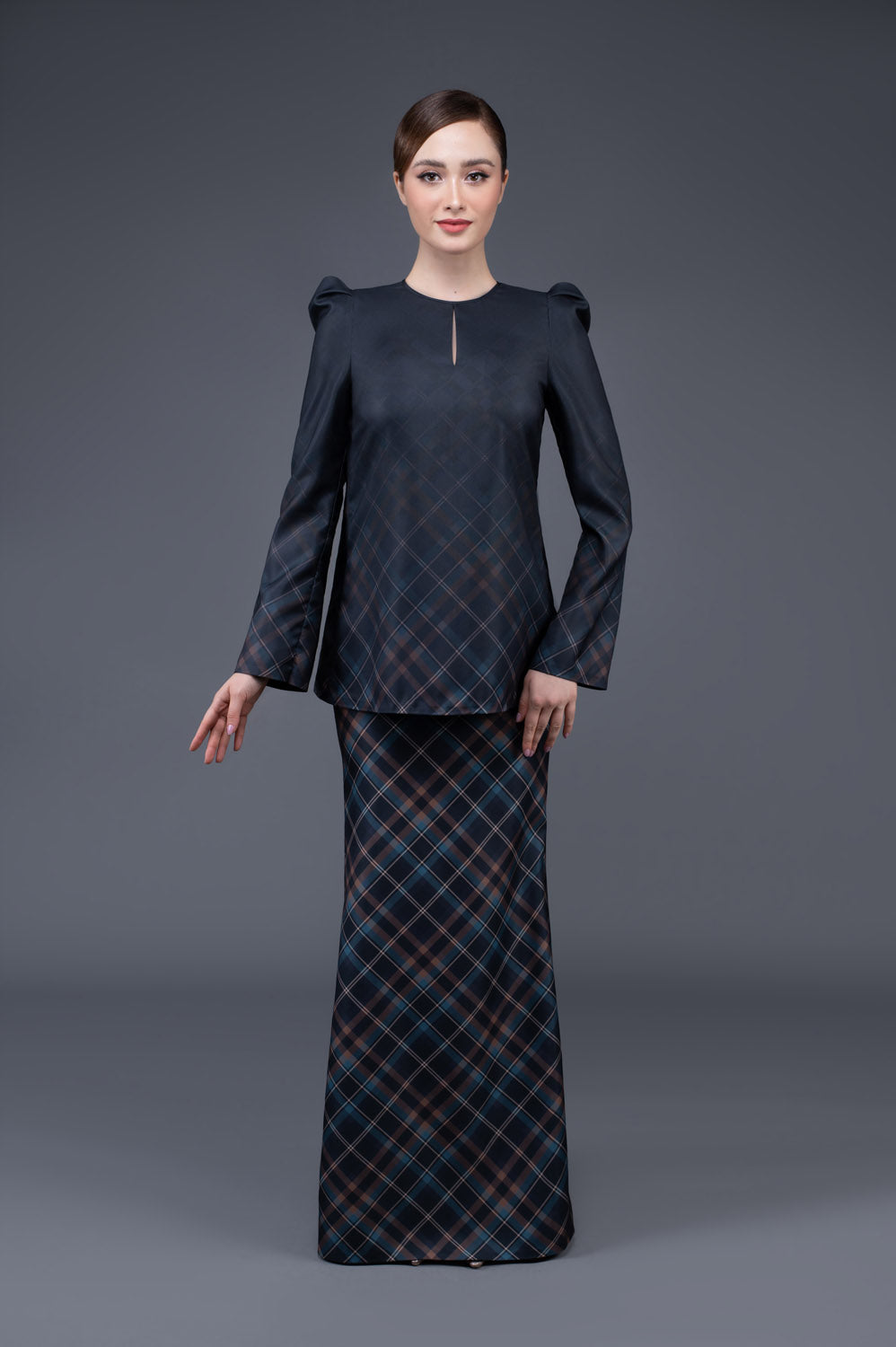 RR by Rizman Ruzaini - Malaysia's Renowned Fashion Designer RTW Line ...
